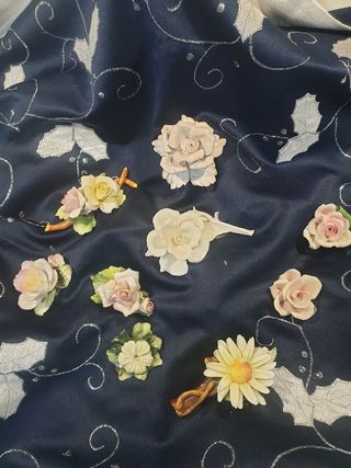 fiori in ceramica di capodimonte