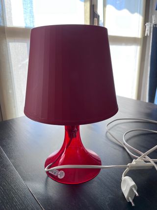 Lampada ikea rossa 