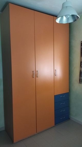 armadio a 3 ante con comobino