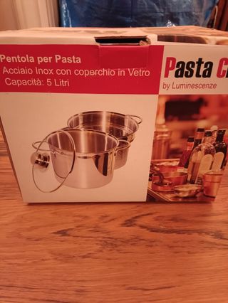 Pentola con scolapasta