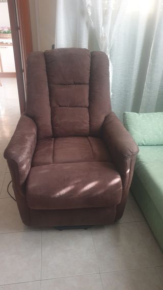 poltrona per anziani elettrica ortopedica