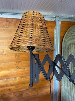 Lampada da muro estensibile