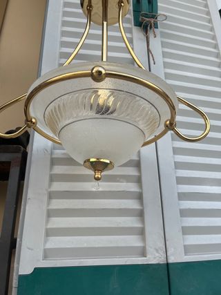 Lampadario in ottone a soffitto