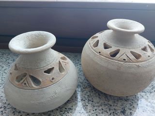 2 vasi ornamentali di terracotta