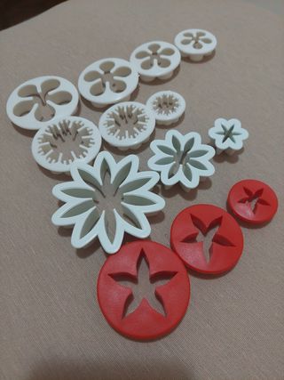 13 formine in plastica per biscotti