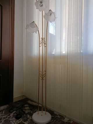 Lampada a terra