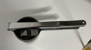 Schiaccia patate nuova  