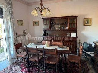 Mobili da sala in stile spagnolo