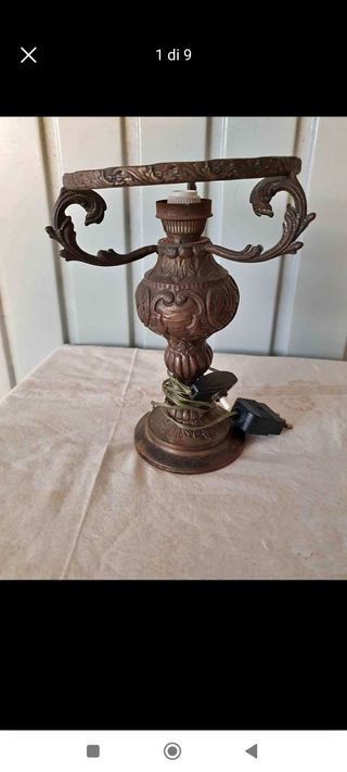 lampada vintage in peltro 