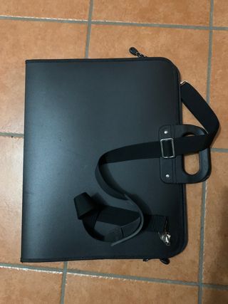 Cartellina impermeabile con cerniera A3