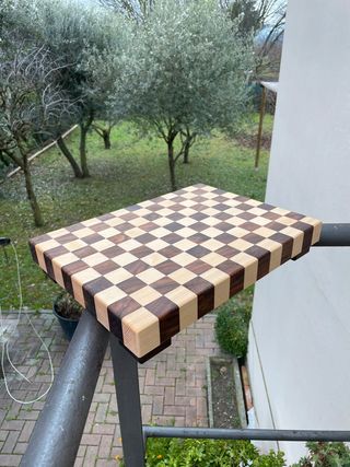 Tagliere battilarda in legno massello a scacchi