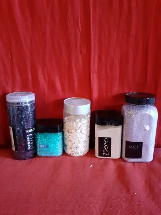 Deco per casa e vasi.