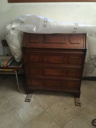 Mobile con rete al interno