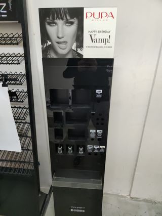 espositore da terra pupa