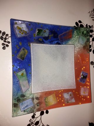 piatto svuotatasche in vetro decorato