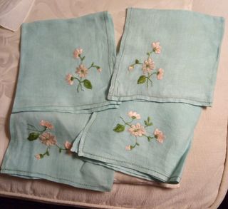 4 Tovaglioli anni '50 in Lino, Ricamati a Mano