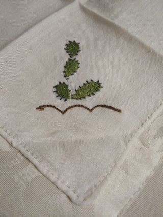 3 Tovaglioli anni '50 in Lino. Ricamati a Mano