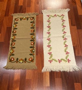 2 runner in lana ricamati a mano vintage 