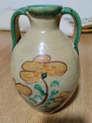 Antico fiasco in ceramica 