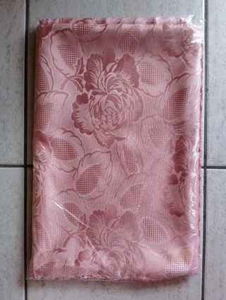 Tovaglia damascata rosa 236x149 cm