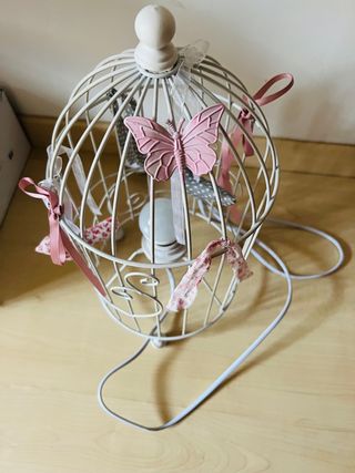 Lampada usata una volta con farfalle e uccellini