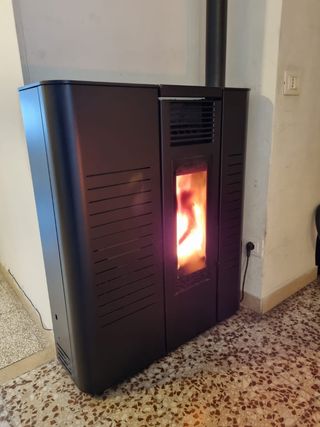 Stufa a Pellet Caminetti Montegrappa
