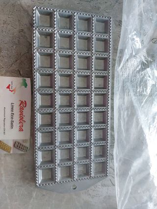 Stampo per ravioli