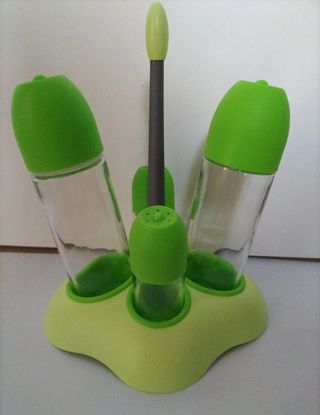Oliera Biesse completa Vetro E Plastica verde.
Nuo