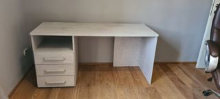 scrivania mondo convenienza colore grigio cemento