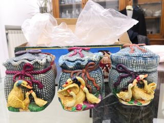 barattoli in ceramica 