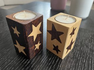 Coppia portacandele in legno