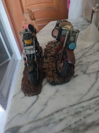 2 soprammobili moto