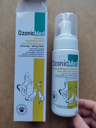 Schiuma riepitilizzante e disinfettante