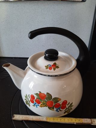 Bollitore vintage in metallo 