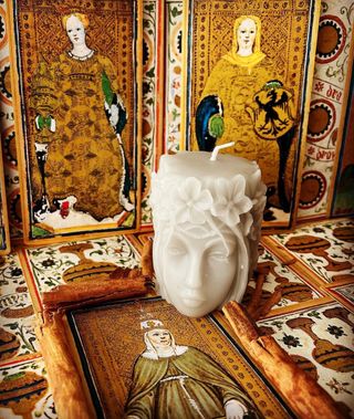 Candela Regina dei Fiori