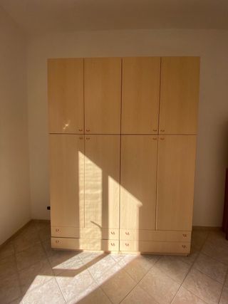 Armadio con cassetti