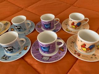 Tazzine da caffè più piattini