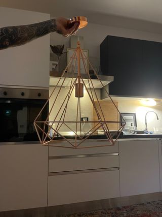 Lampadario metallico oro rosa