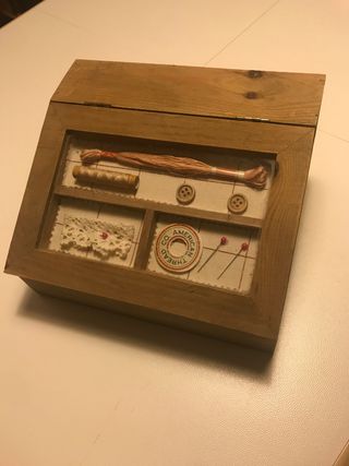 Scatola porta cucito in legno nuova