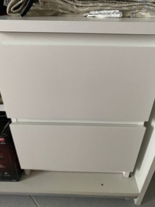 Coppia di cassettiere bianche 