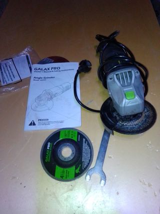 smerigliatrice angolare
