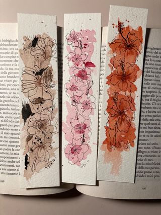 Set 3 segnalibri fiori ad acquerello e china