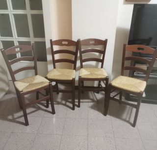 4 sedie in legno 