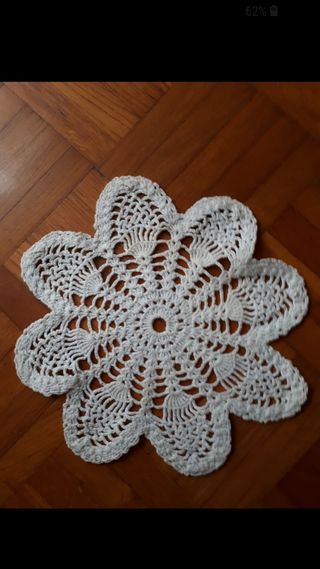 centrino vintage fatto a mano diametro cm. 21