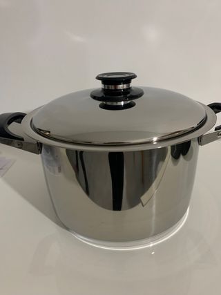 Pentola da 28 con coperchio 