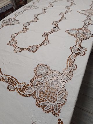 tappeto veneziano tutto lavorato a mano bianco