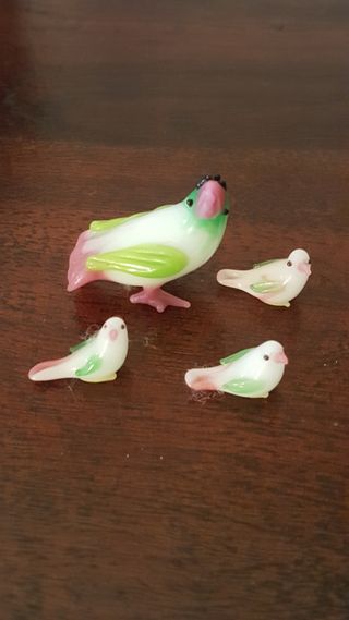 Piccola famiglia di tucani in vetro di Murano 