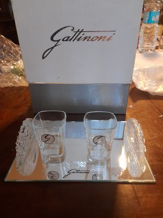 2 bicchierini da digestivo con base Gattinoni 