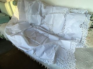 Tovaglia bianca pizzo macrame' 