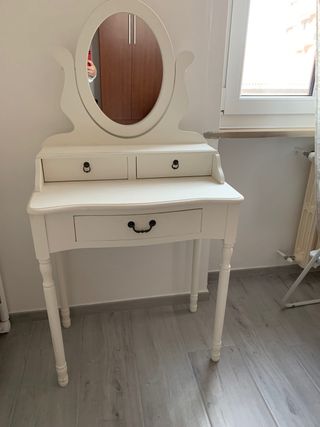 Scrivania con specchio/postazione trucco